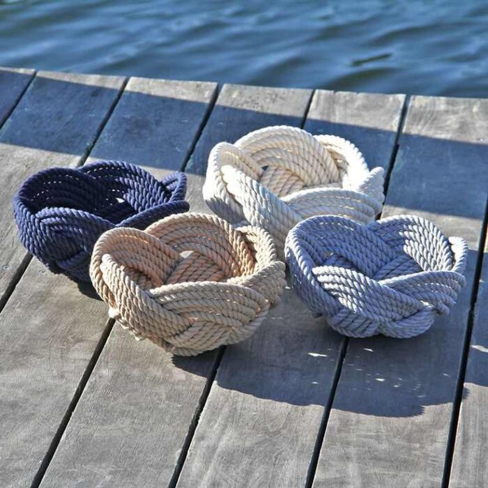 24 STUNNING COASTAL PATIO DECOR IDEAS TO TRY NOW - decor meets cozy